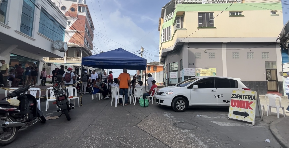 Teleislas News-Protesta pacífica contra la SAE en la avenida 20 de ...